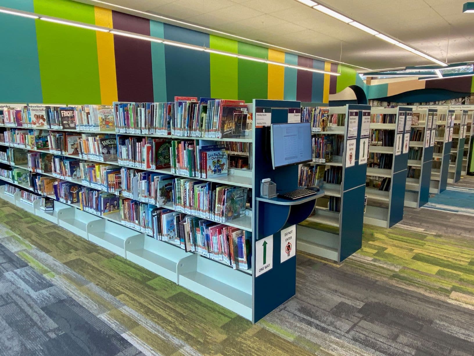 Carol Stream Public Library - Library Furniture International