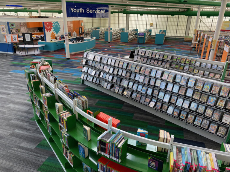 Curved Shelving - Library Furniture International