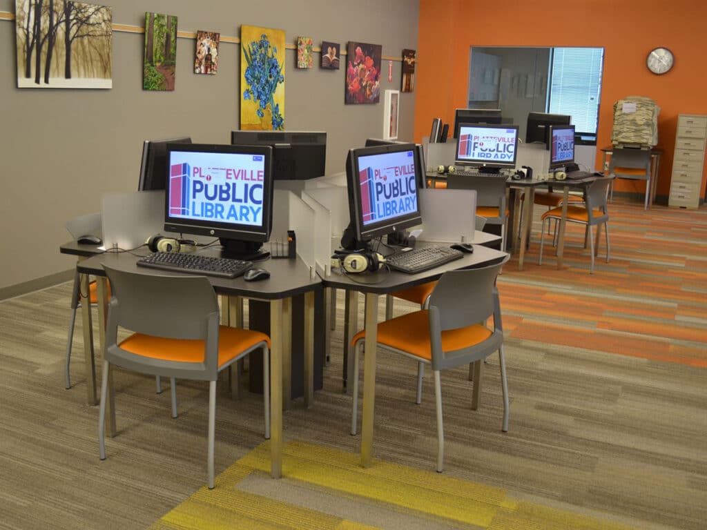 Platteville Computer Station - Library Furniture International