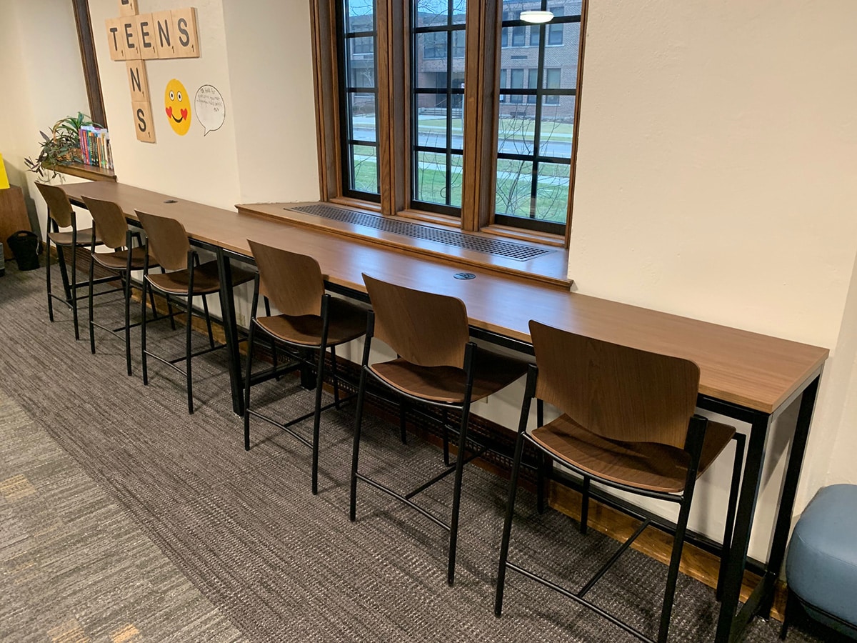 Thomas Ford Memorial Library - Library Furniture International