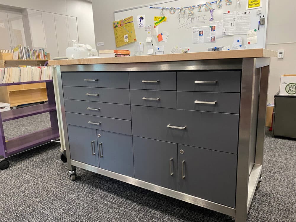 Pinney Library - Library Furniture International